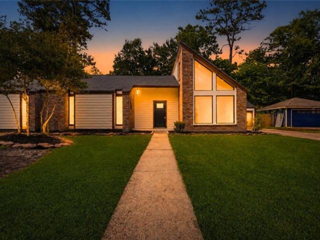 1907 Tangle Lake Dr, Houston, TX 77339