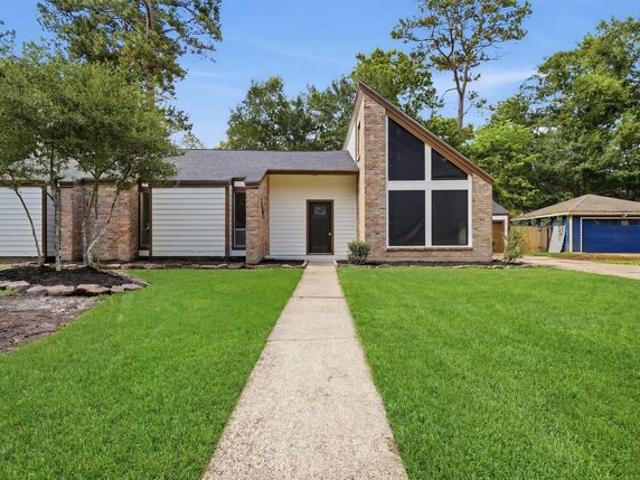 1907 Tangle Lake Dr, Kingwood, TX 77339