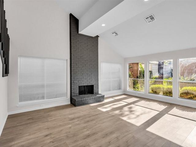 1907 Trixie Ln, Houston, TX 77042