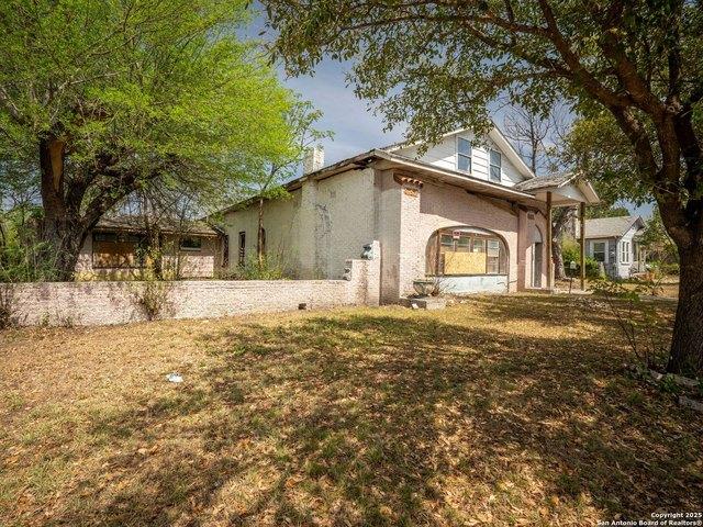 1907 W Woodlawn Ave Lots 4 & 5, San Antonio, TX 78201
