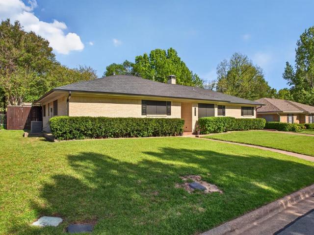 1907 Wes Hardin Circle