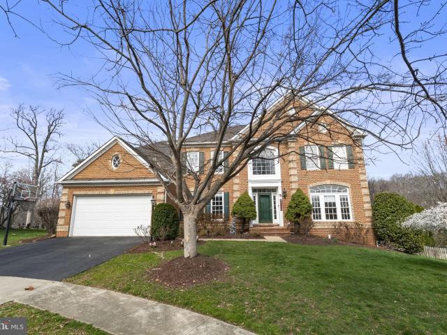 19082 Parallel Bluffs Ct, Leesburg, VA 20176 | MLS #VALO2119 | Compass