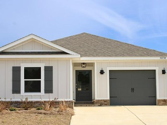 19087 Pagoda Ln, Summerdale, AL 36580