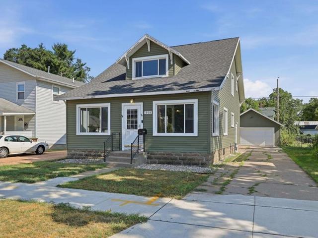 1908 Madison St, Stevens Point, WI 54481