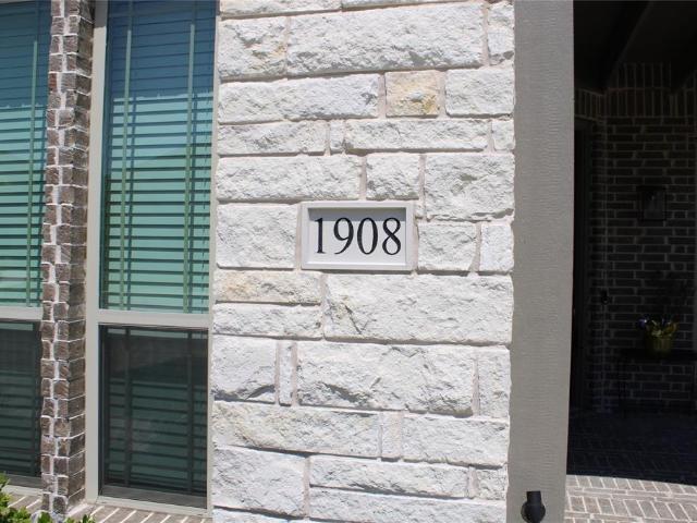 1908 Midhurst Drive