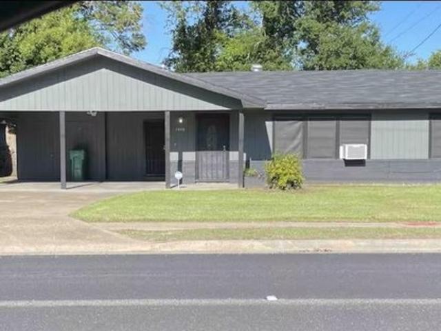 1908 N 16th St, Orange, TX 77630