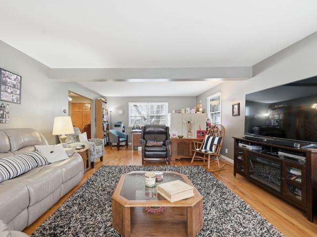 1908 N Alden Road