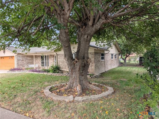1908 Bundrant Drive