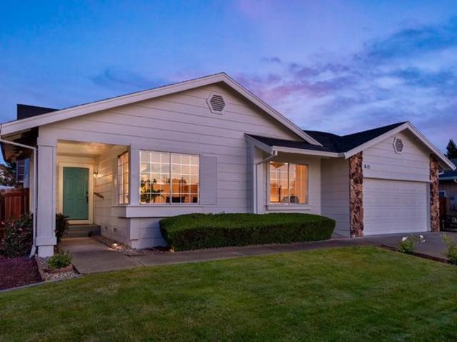 1908 Caulfield Ln, Petaluma, CA 94954