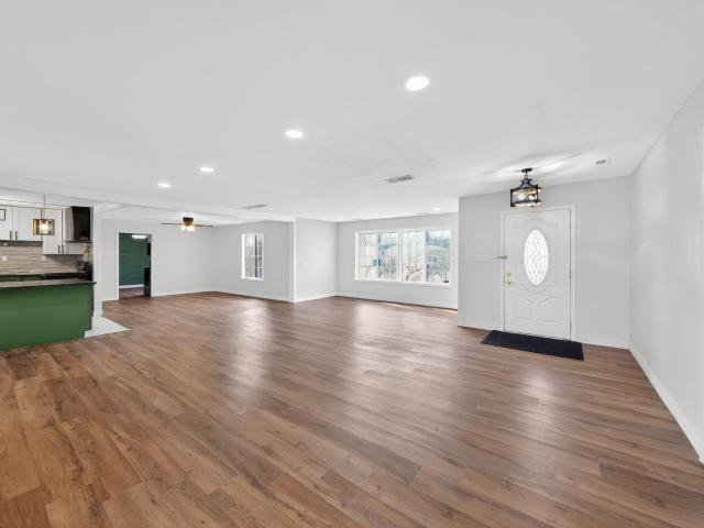 1908 Central Drive