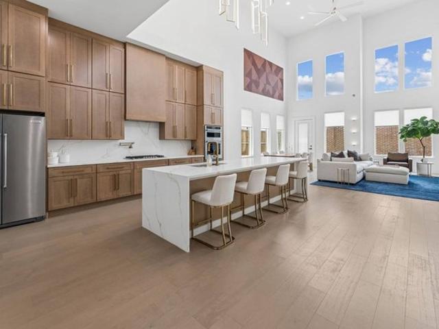 1908 Eddie Dr, Irving, TX 75062