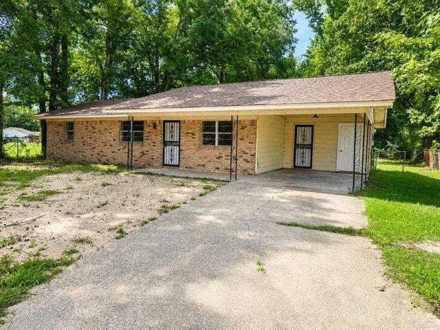 1908 Edmar Dr, Pine Bluff, AR 71603
