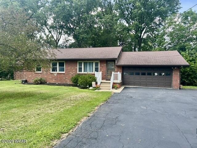 1908 Frail Rd, Lima, OH 45806