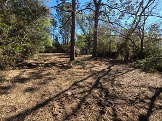 1908 Gravel Pit Rd, Chipley, FL 32428