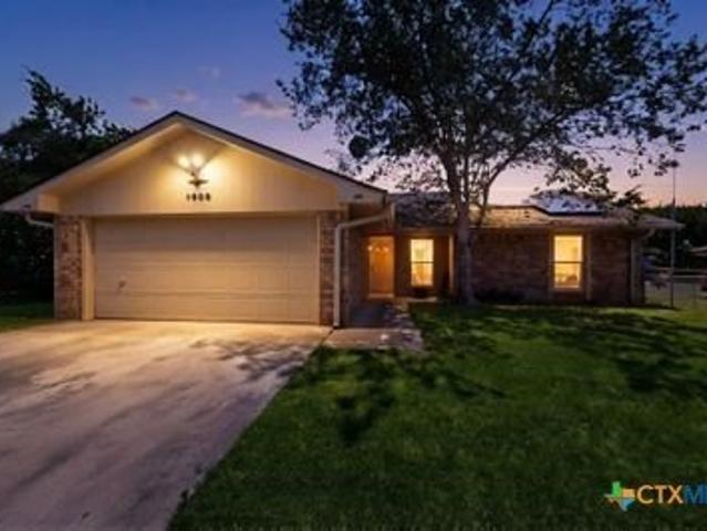 1908 Kenyon St, Killeen, TX 76543