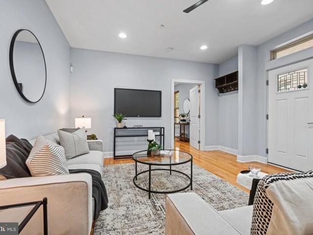1908 Poplar St Unit A, Philadelphia, PA 19130