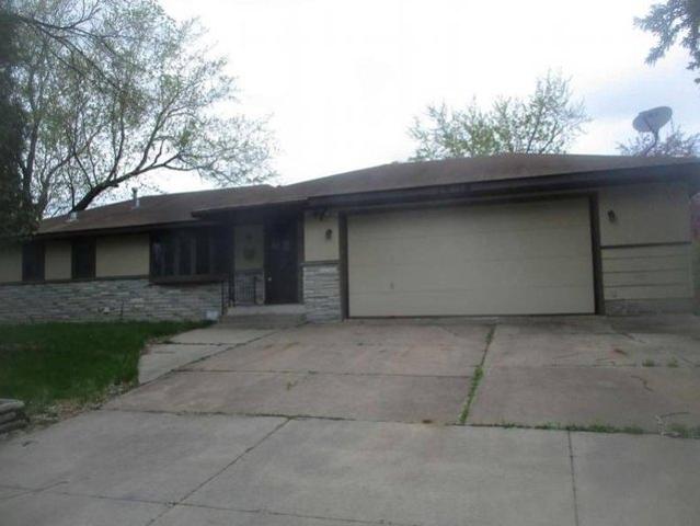 1908 Sugarloaf Trl, Brooklyn Park, MN 55444