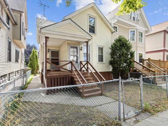 1908 S 28th St, Milwaukee, WI 53215