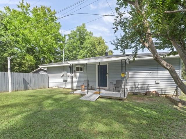 1908 S Knoxville Ave, Russellville, AR 72802