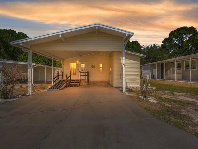 1908 SE Buddy Ave, Crystal River, FL 34429
