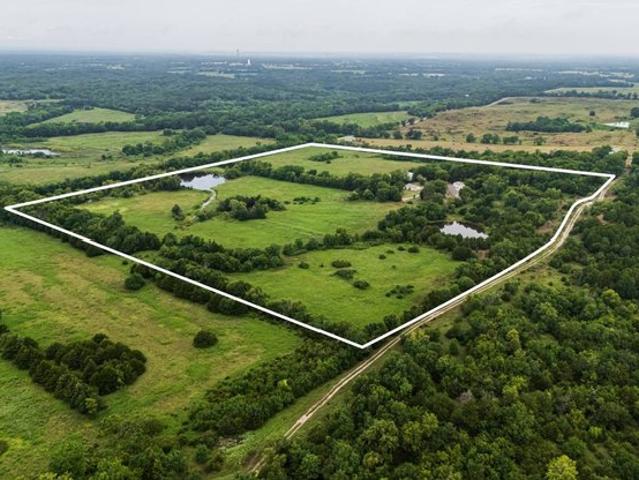 19093 Harper Rd, Mound Valley, KS 67354