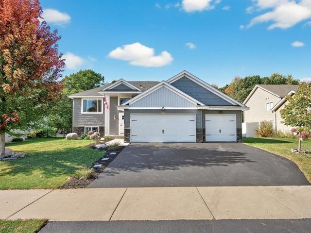 19092 Johnson St NW, Elk River, MN 55330