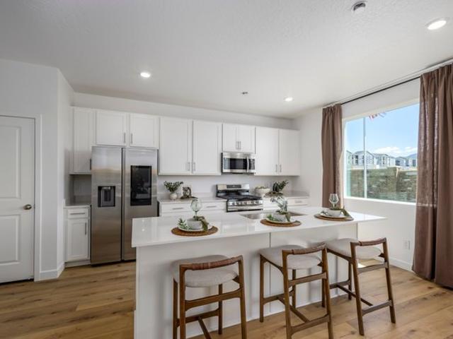 1909 N August Beauty Ln Unit 3234, Saratoga Springs, UT 84045