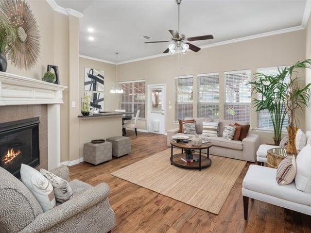 1909 Osprey Ln, Garland, TX 75044