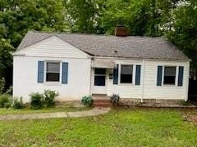 1909 Camp Greene St, Charlotte, NC 28208