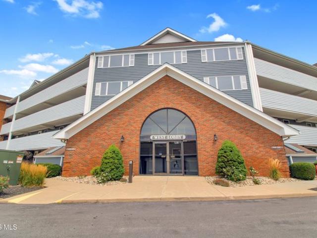 1909 E Harbor Rd Apt 407W, Port Clinton, OH 43452