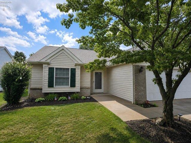 1909 E Waterberry Dr, Huron, OH 44839