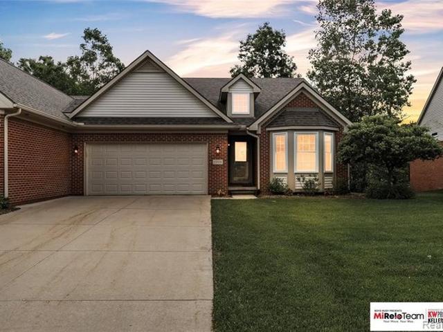 1909 Egret Pointe, Genoa Township, MI 48843