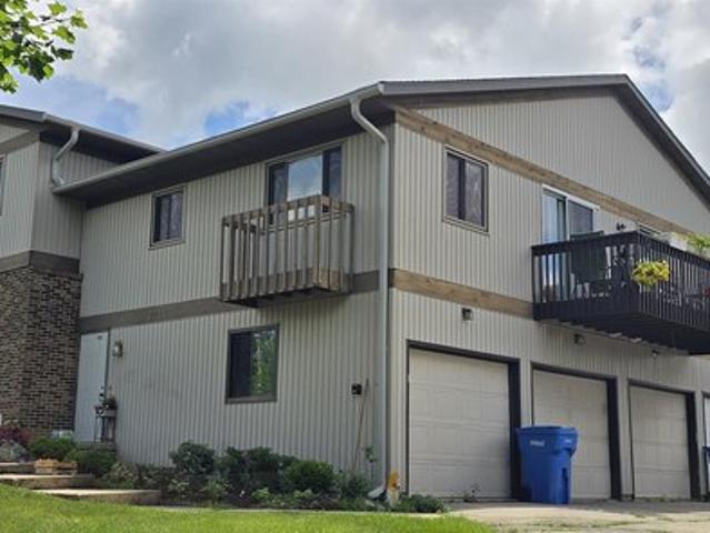 1909 Fox Run, Mount Horeb, WI 53572