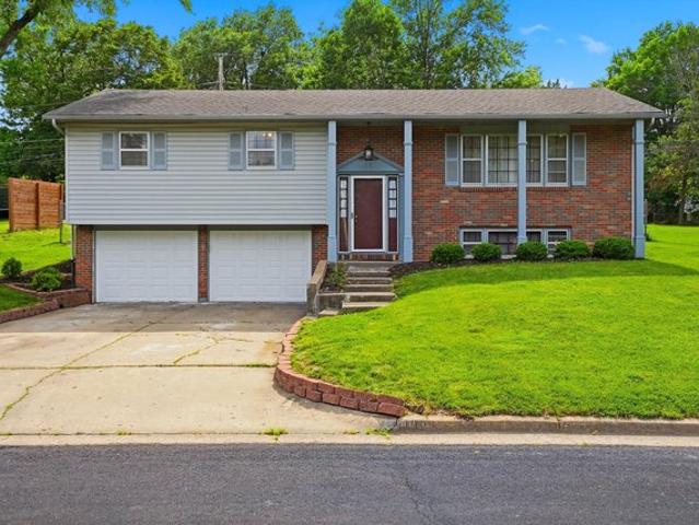 1909 Garden Dr, Columbia, MO 65202