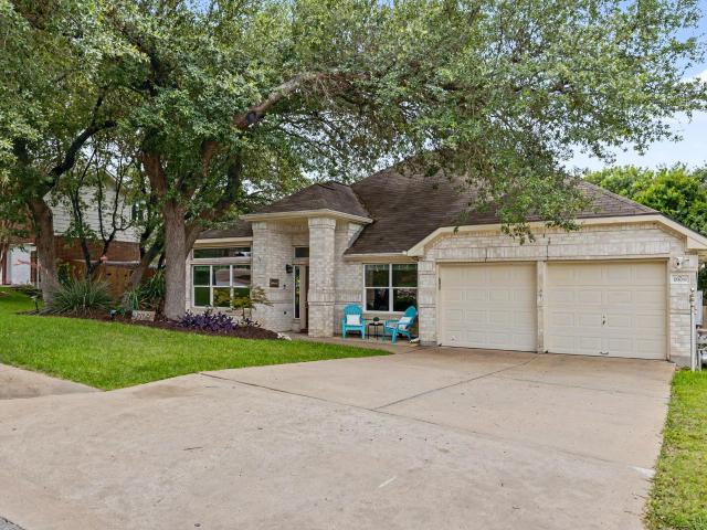 1909 Holly Hill Dr