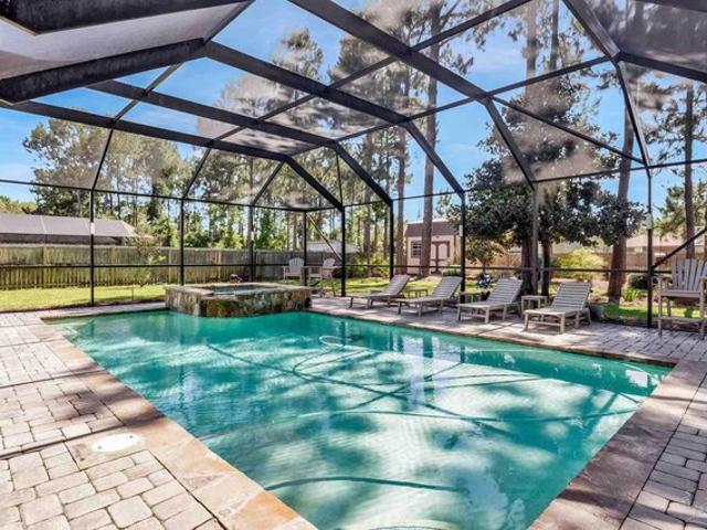 1909 Jamaica Dr, Navarre, FL 32566