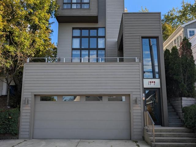 1909 Lake Shore Drive, Long Beach, US, IN