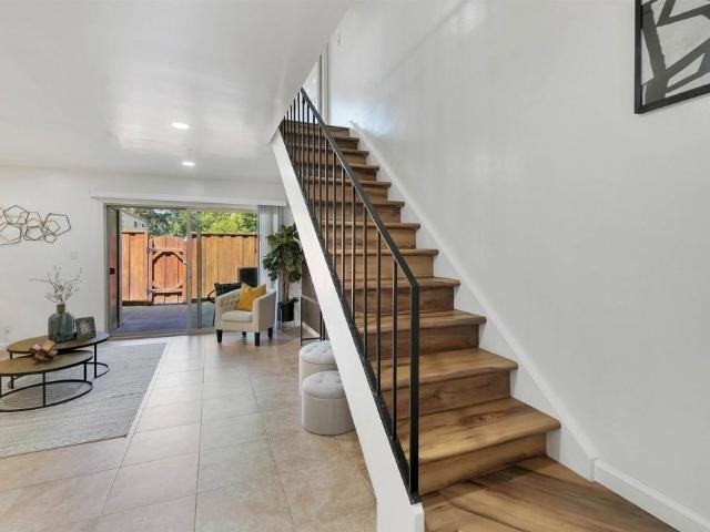 1909 Landess Ave