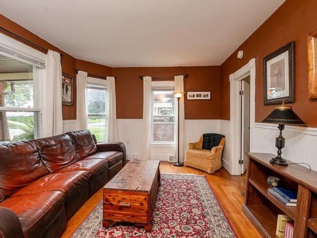 1909 Linden Ave SE, Grand Rapids, MI 49507