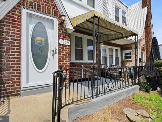 1909 Penfield Street
