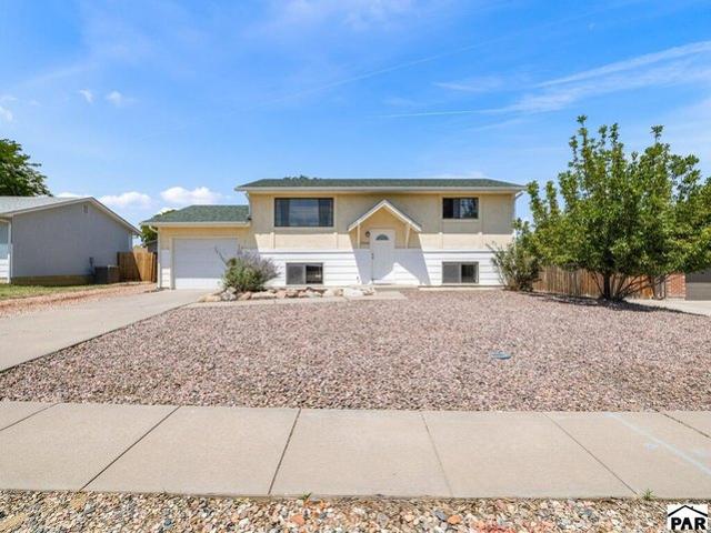1909 Pioneer Dr, Pueblo, CO 81008