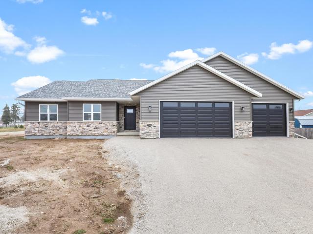 1909 Summit St, Manitowoc, WI 54220 | MLS #1958