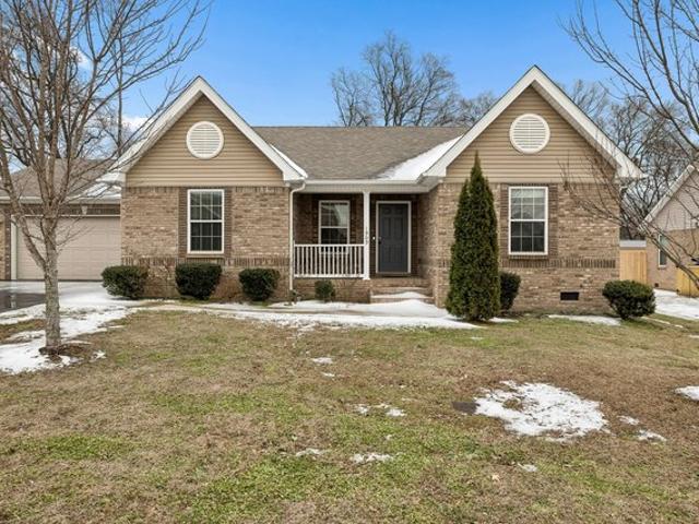 1909 Susan Rd, Columbia, TN 38401