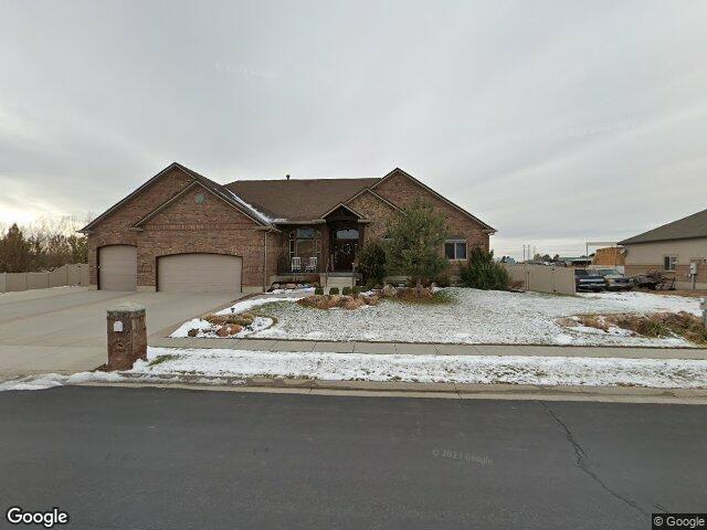 1909 S Cameron Dr, West Haven, UT 84401