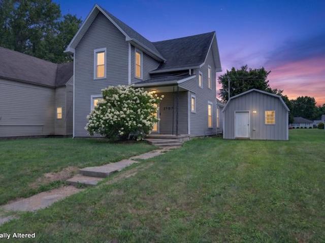 1909 S J St, Elwood, IN 46036