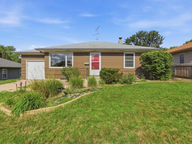 1909 S Jefferson Ave, Sioux Falls, SD 57105