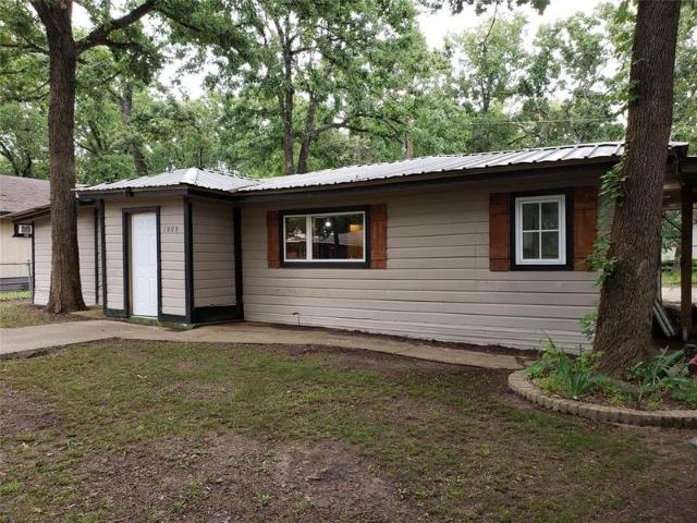 1909 Wahoo Ln, West Tawakoni, TX 75474