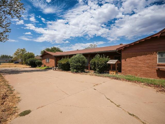 1909 Willard Drive