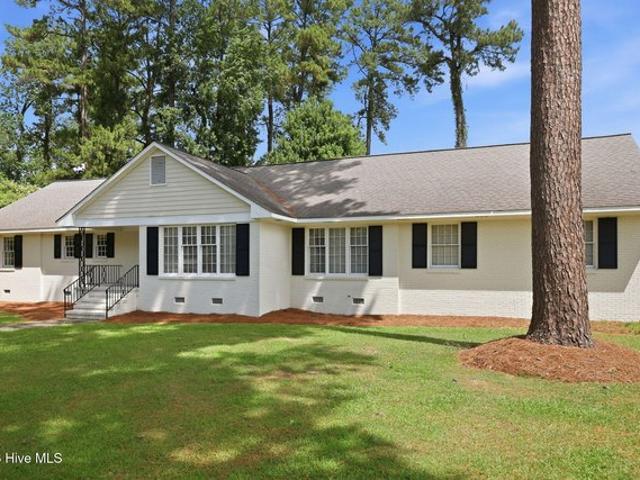 1909 York St, Kinston, NC 28504