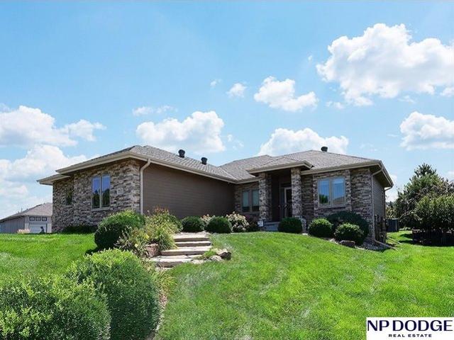 19001 Cuming Cir, Omaha, NE 68022